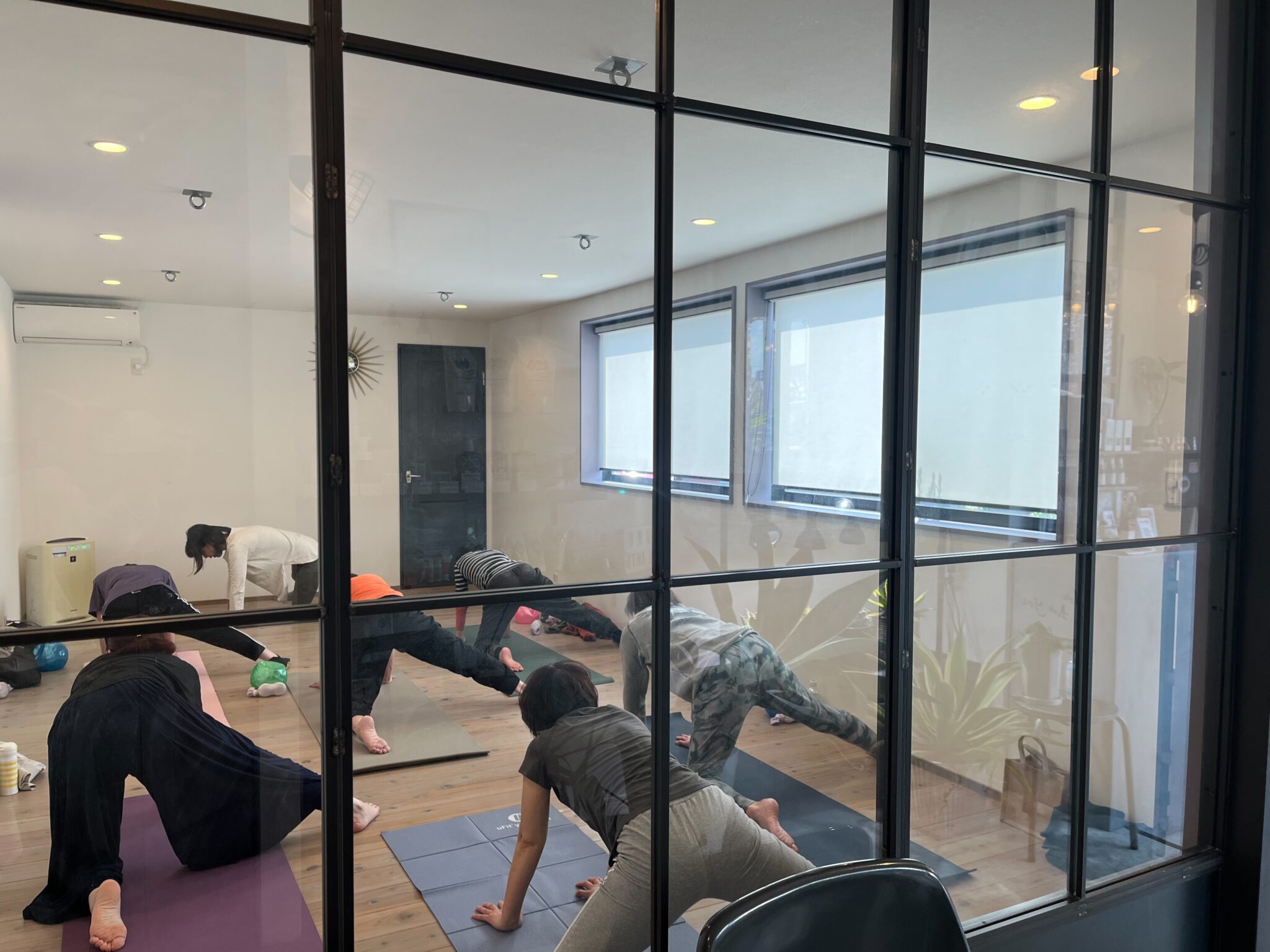 5月の予約受付開始 - URU YOGA